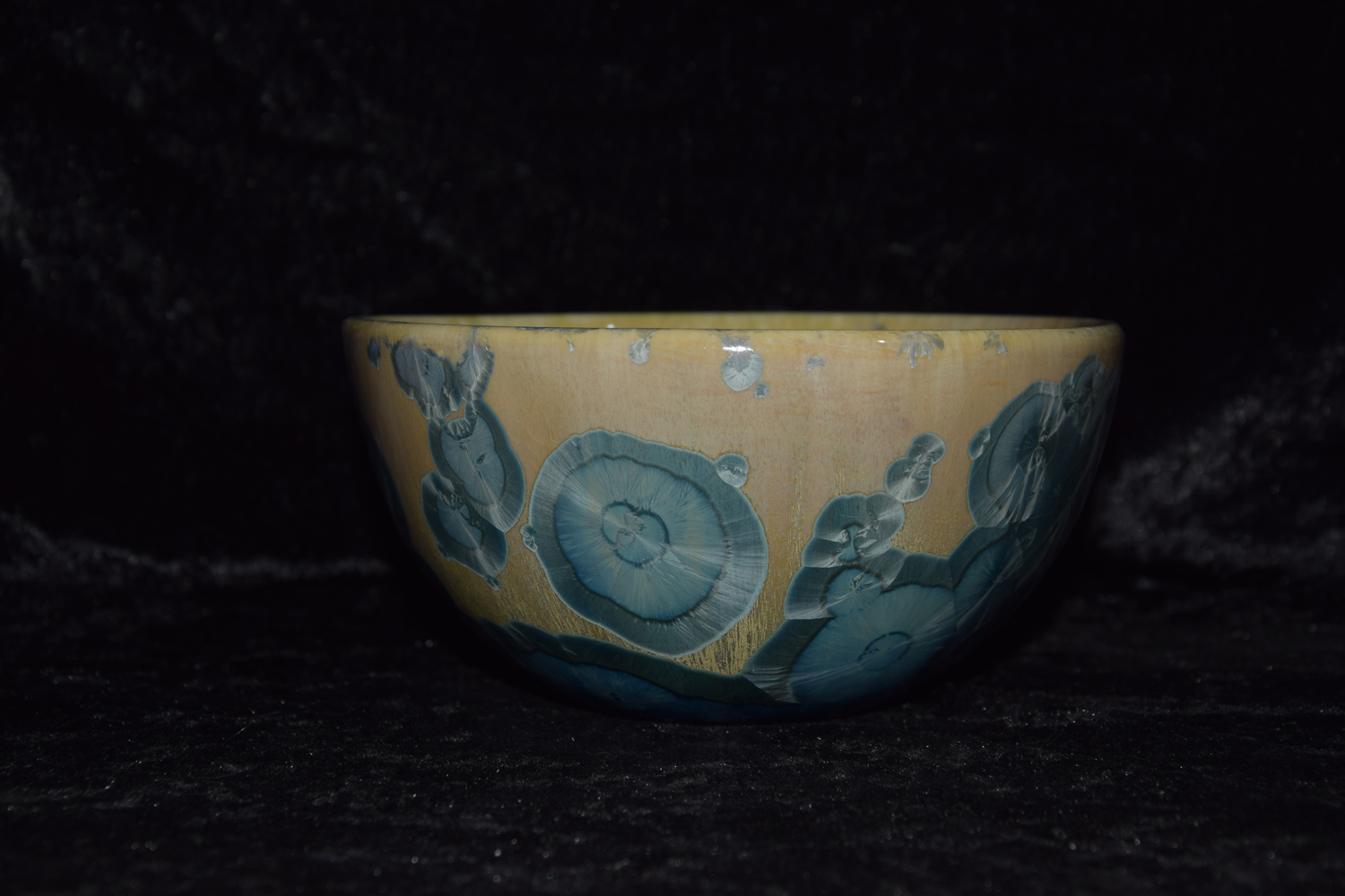 Bol grande contenance artisanal en porcelaine